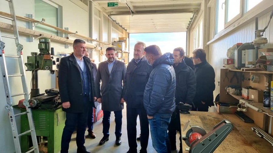 IZETBEGOVIĆ NA ISTOKU DRŽAVE: Posjetio uspješnu kompaniju Reppu ...