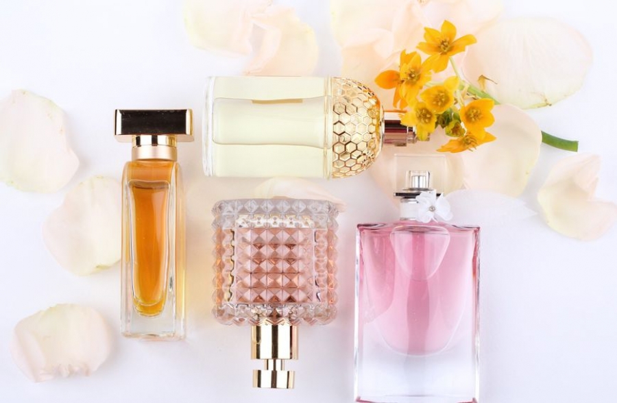 KOJI JE VAŠ FAVORIT: Izabrani najbolji parfemi u 2021. godini, ali i ...