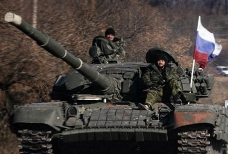 STIŽU TENKOVI I OKLOPNI TRANSPORTERI: Ruske snage 100 posto spremne za ...