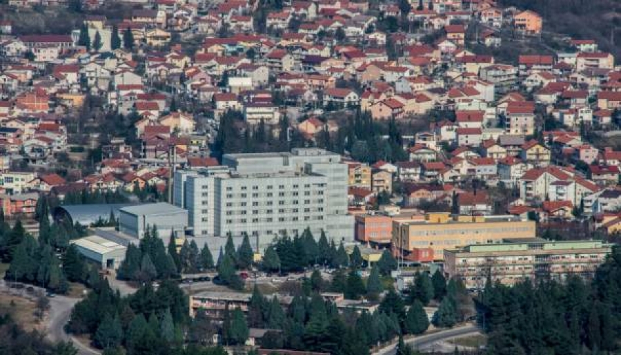 U POTRAZI ZA DOBRIM VIJESTIMA: U Mostaru, nakon dužeg vremena... | Slobodna Bosna