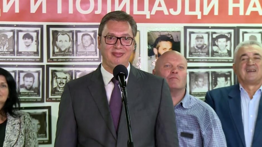 PREDSJEDNIK SRBIJE RADI SVE DA BI SPRAO LJAGU SA SEBE: Vučić se odrekao ...