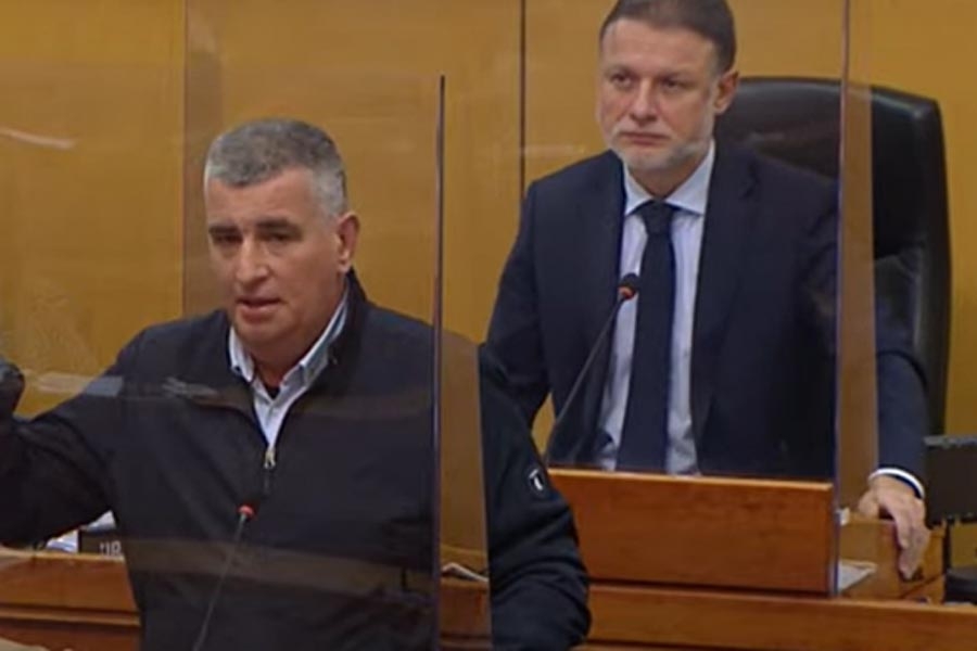 BURNO U HRVATSKOM SABORU: 'Skandalozno ponašanje veleposlanika Hidajeta Biščevića u Srbiji ...