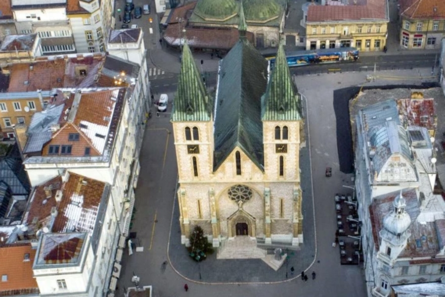 DIREKTNO, IZ SARAJEVA: Vrhbosanski nadbiskup Tomo Vukšić pozvao je ... DIREKTNO, IZ SARAJEVA: Vrhbosanski nadbiskup Tomo Vukšić pozvao je ...