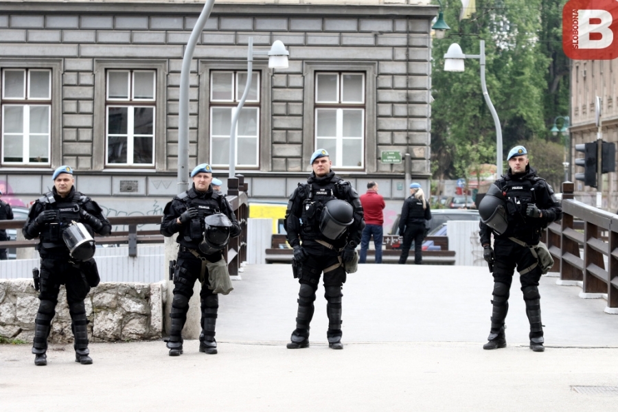 MUP KANTONA SARAJEVO: Skup u 'Dobrovoljačkoj' prošao... | Slobodna Bosna