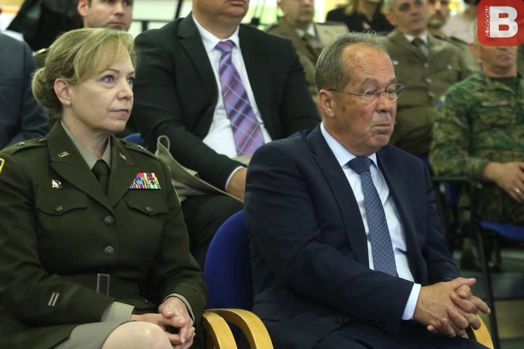 'SB' U BUTMIRU: Upriličena ceremonija primopredaje Memoranduma o NATO ...