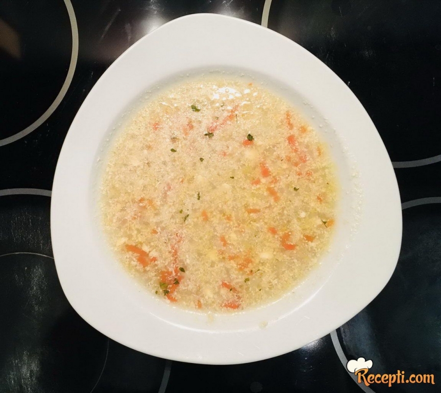 UVIJEK DOBRA: Napravite pileću čorbu na ovaj način | Slobodna Bosna