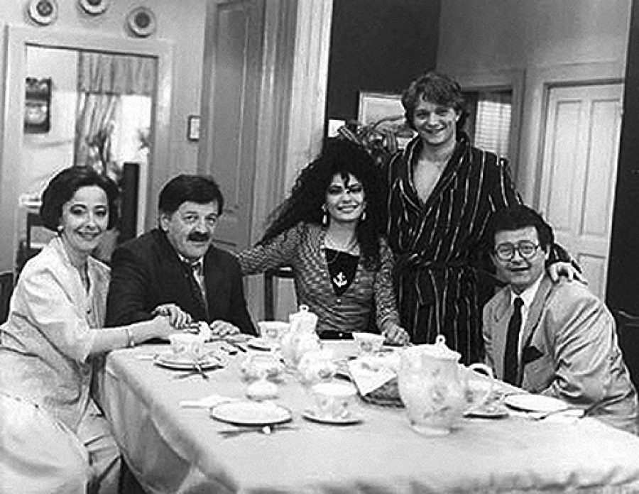 Scenarista Legendarne Serije Otkrio Bolji život Odbili Su Žarko Laušević Lepa Brena Vera