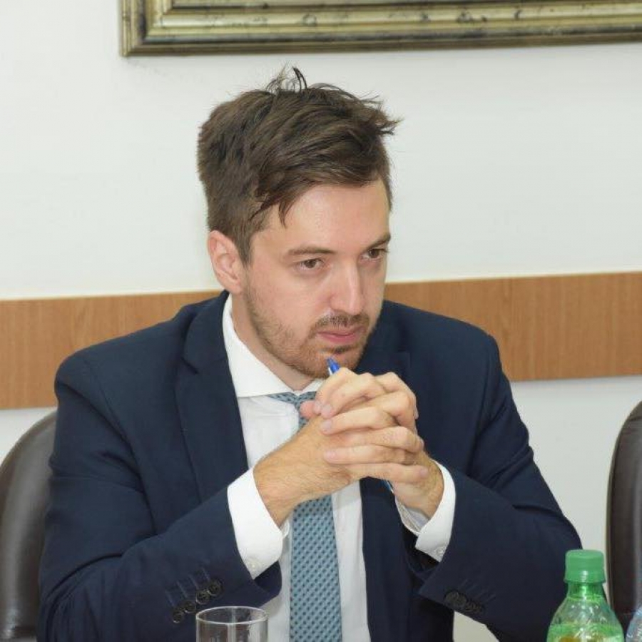 PROČITAJTE KAKVU JE BUDALAŠTINU OBJAVIO 'DNEVNI AVAZ': Glumac Haris ...