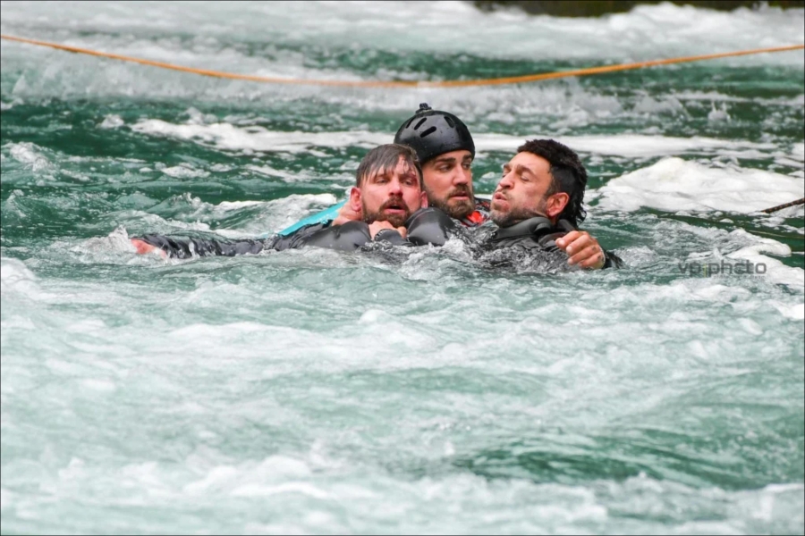 IMPRESIVNE FOTOGRAFIJE IZ KRAJINE: Glumci i kaskaderi nagutali se Une ...