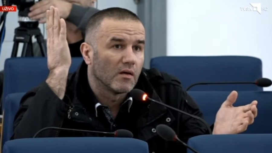 'DOSTA JE BILO': Dževad Poturak okačio politiku o klin i napustio ...