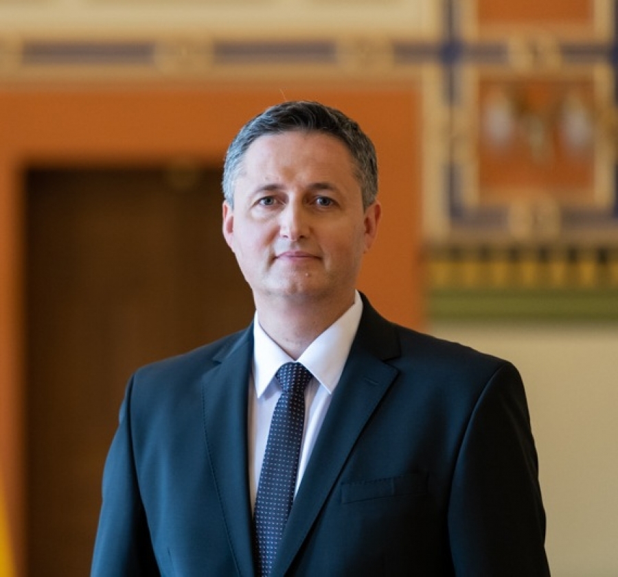 DENIS BEĆIROVIĆ O GOSTOVANJU NA TVSA: 'Potvrdio sam dolazak u TV debatu ...