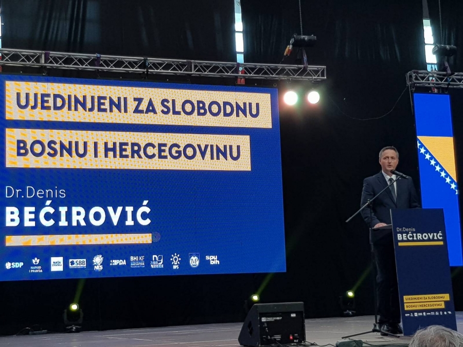 DENIS BEĆIROVIĆ NA CENTRALNOM SKUPU UJEDINJENE OPOZICIJE U ZENICI: 'Ujedinjeni smo za slobodnu ...
