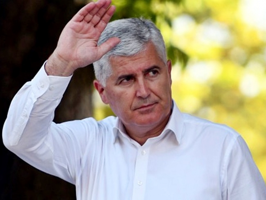 VIC DANA: Baba se u crkvi molila da joj svevišnji pošalje 100 maraka da ...