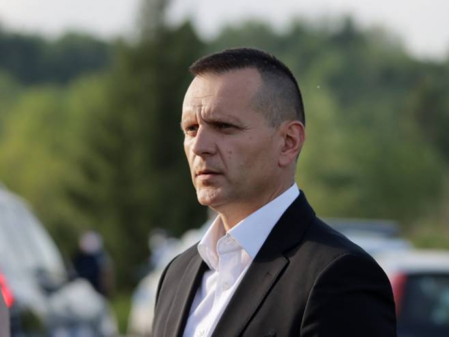 S DVOJICOM POSLOVNIH PARTNERA: Ministar unutrašnjih poslova RS-a Dragan ...