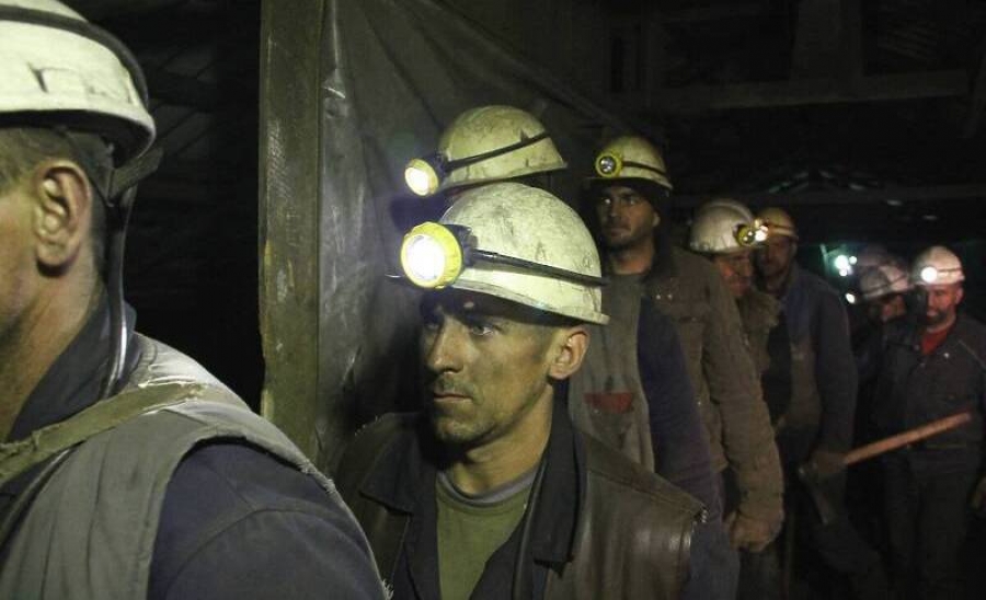 OTKLONJEN KVAR U RUDNIKU: Rudari izašli iz okna | Slobodna Bosna