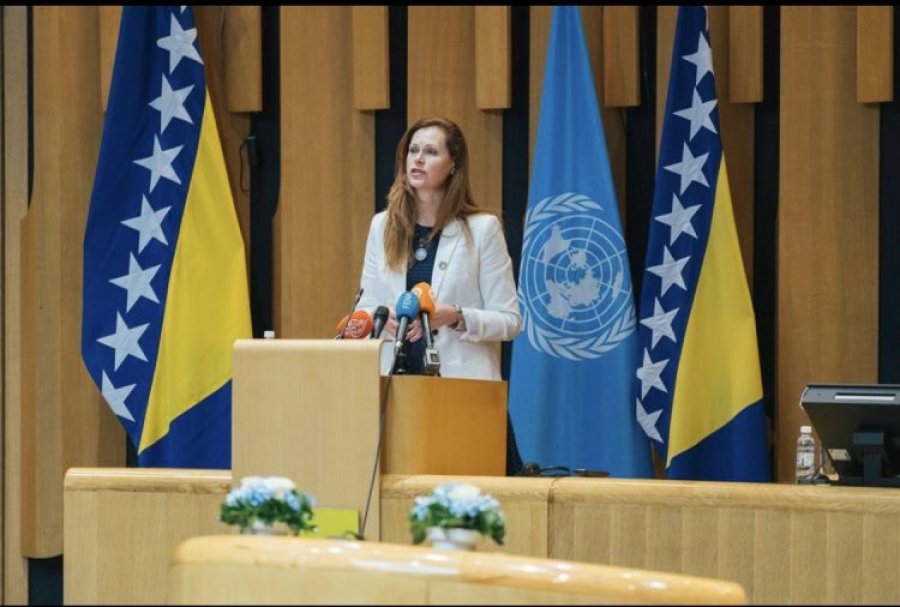 INGRID MACDONALD PORUČILA GRAĐANIMA BiH: 'Zastanite, razmislite i ...