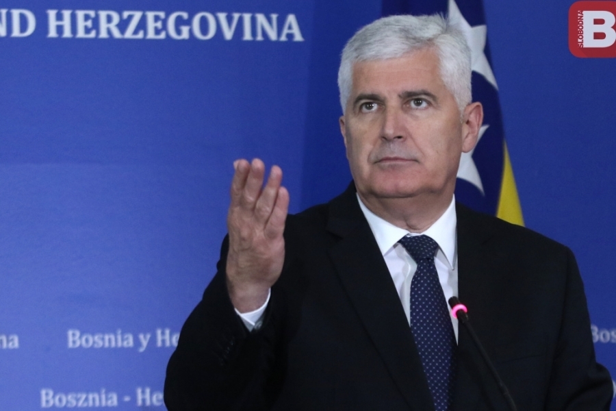 OGLASIO SE DRAGAN ČOVIĆ: S vjernim prijateljem Bosne i Hercegovine ...