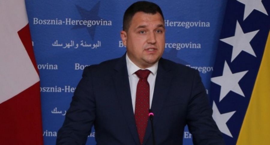 KRAJ PRIČE: Ministar Miloš Lučić podnio ostavku, evo šta piše u ...