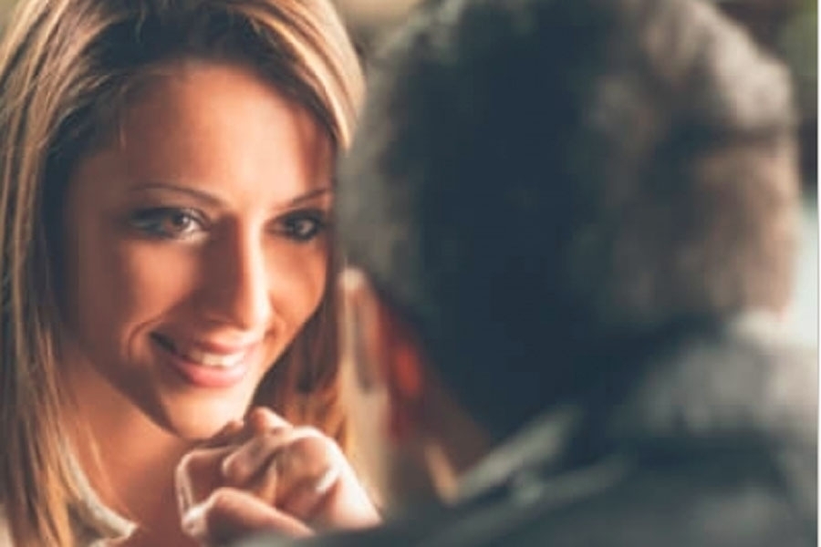 VIC DANA: Muž mazno upita ženu želi li u krevetu isprobati novu pozu, a onda se nakon odgovora ...