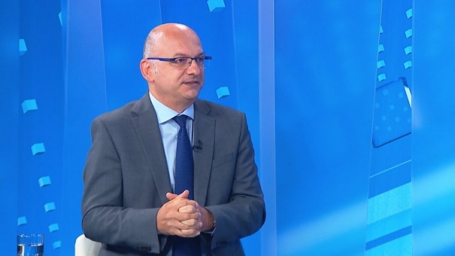 PROFESOR DEJAN JOVIĆ OBJAŠNJAVA: 'Imamo situaciju da su srpsko hrvatski ...