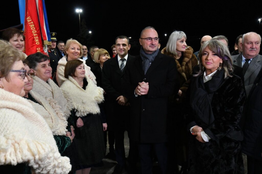 GRLIĆ RADMAN SE MIJEŠA U UNUTRAŠNJA PITANJA NAŠE ZEMLJE: 'Hrvatski ... GRLIĆ RADMAN SE MIJEŠA U UNUTRAŠNJA PITANJA NAŠE ZEMLJE: 'Hrvatski ...