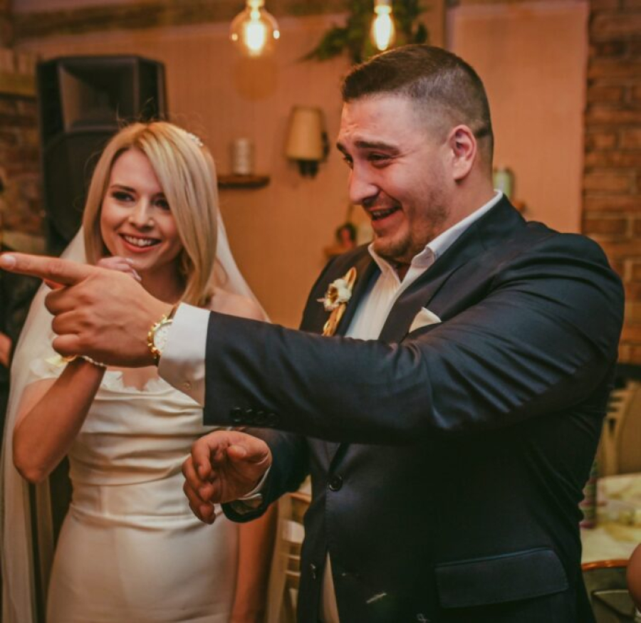 OŽENIO SE HARIS ZAHIRAGIĆ, OBJAVIO SLIKE S VJENČANJA; UPUTIO JE I JEDNU ...