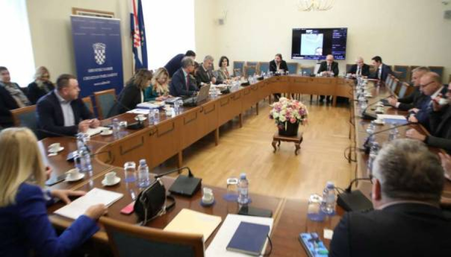GRLIĆ RADMAN SE OSIM ZA HRVATE U BiH I SCHMIDTA, BRINE I ZA ČLANOVE ... GRLIĆ RADMAN SE OSIM ZA HRVATE U BiH I SCHMIDTA, BRINE I ZA ČLANOVE ...