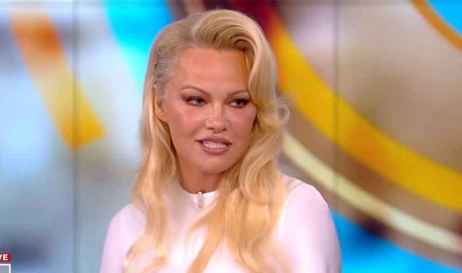 SEX SIMBOL DEVEDESETIH: Pamela Anderson otkrila detalje iz intimnog života prije nego što se ...