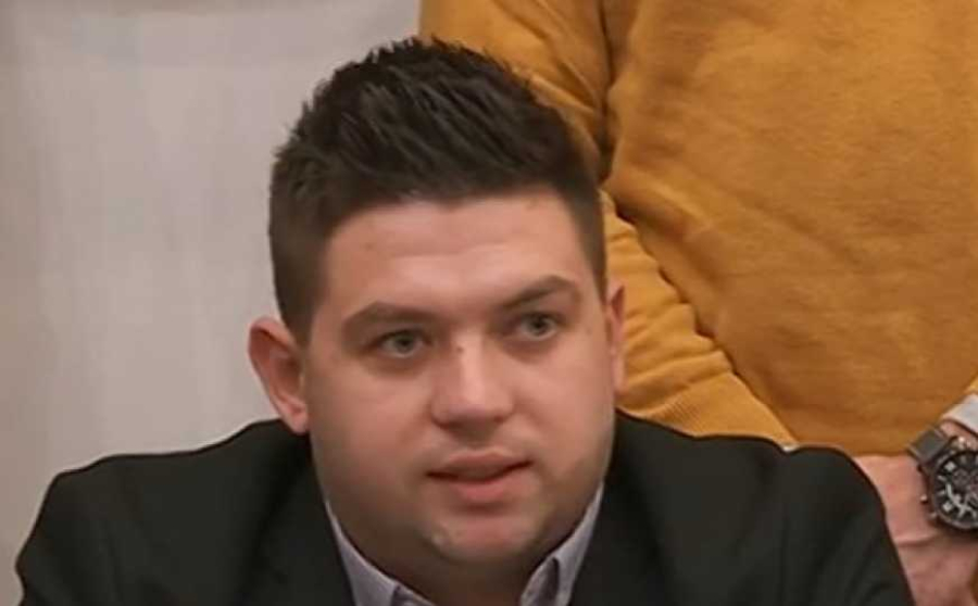 KENAN UZUNOVIĆ OPISAO SITUACIJU ISPRED PARLAMENTA FBiH: 'Žao mi je ...