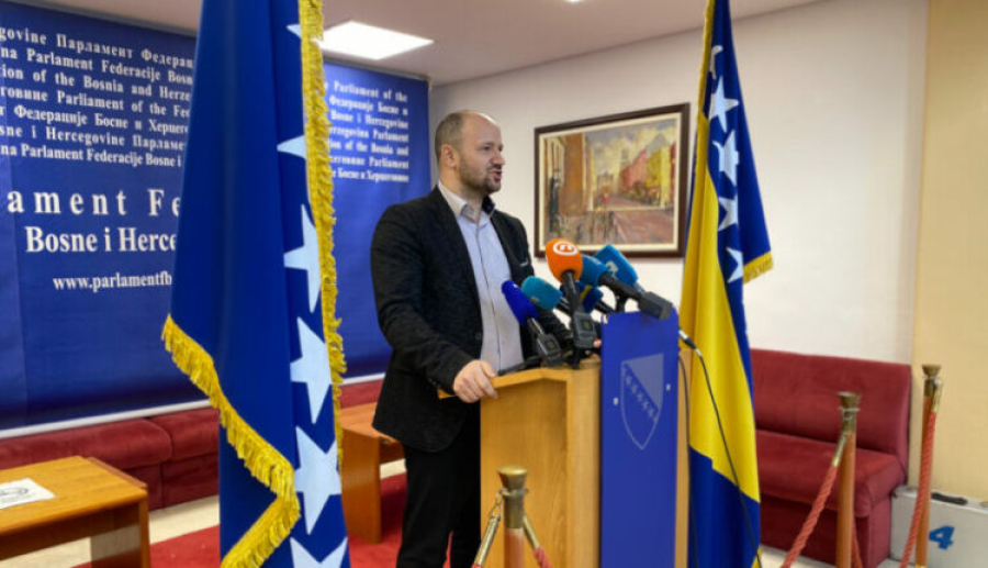 MUAMER ZUKIĆ O FORMIRANJU VLADE FBiH: 'Dok Lendo ne upali zeleno ...