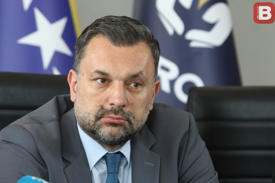 ELMEDIN KONAKOVIĆ OTKRIO KARTE: 'Nepihvatljivo nam je da Schmidt ...