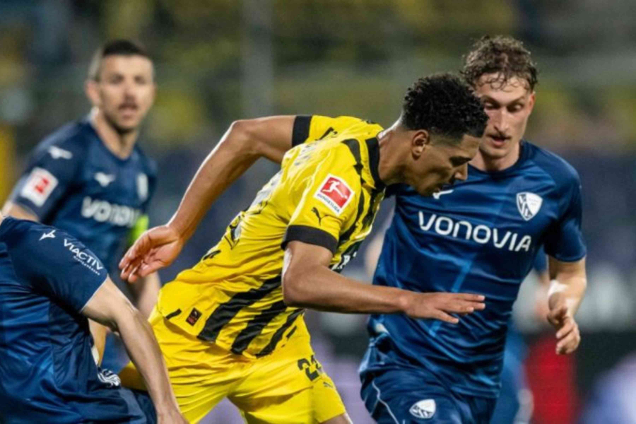 BAVARCI SU PONOVO U IGRI: Dortmund napravio novi veliki kiks i dao ...