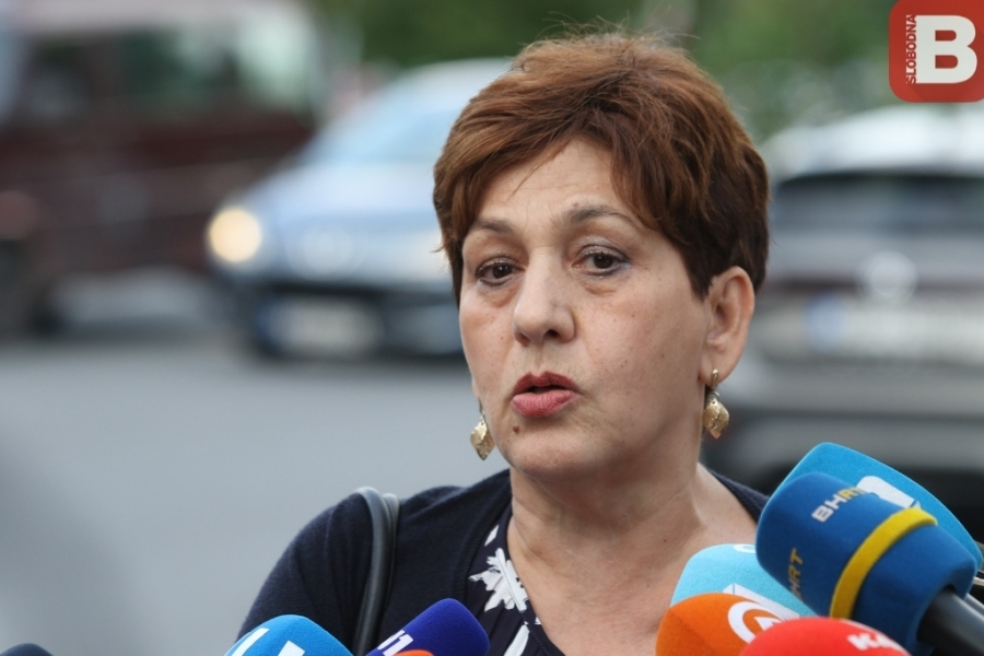 ALMA ČOLO NA RUBU SUZA: 'Ako ja trebam da radim s takvim ljudima, to je ...