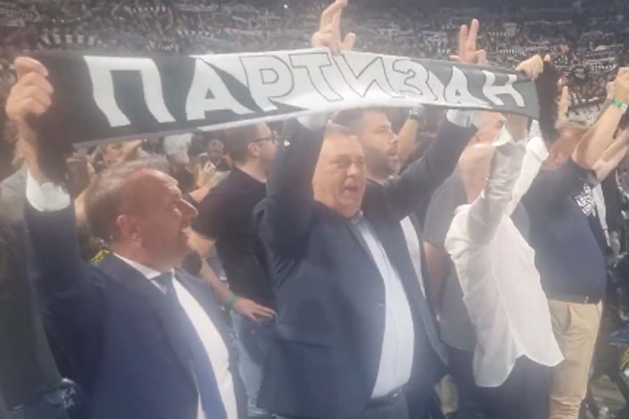 'PU, BAKSUZE, KO TE ZVAO, IDI KUĆI U BOSNU…': Društvene mreže gore, nakon Dodikove snimke iz ...