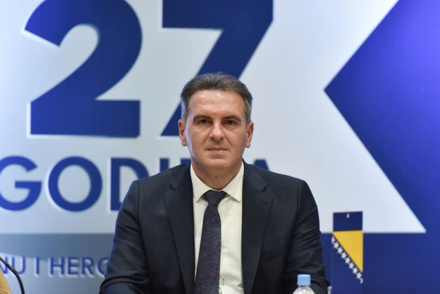 DŽEMAL SMAJIĆ PITA SCHMIDTA: 'Zašto se Dodiku dozvoljava da pravi nered ...