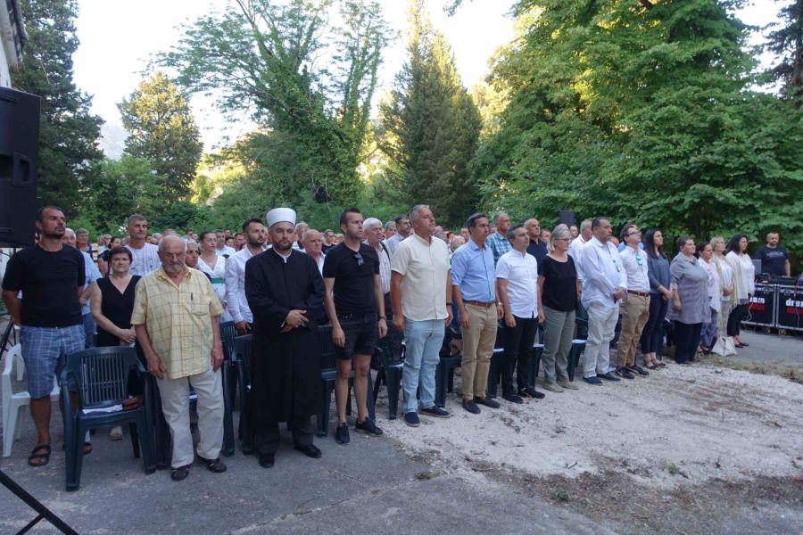 30 GODINA O STRADANJA I PROGONA STOLAČKIH BOŠNJAKA: Premijerno prikazan ...