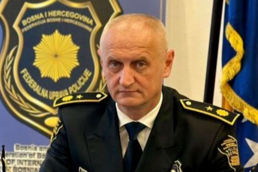 VAHIDIN MUNJIĆ NAKON ŠTO MU JE PRODUŽEN MANDAT: 'Fokusirat ćemo se na ... VAHIDIN MUNJIĆ NAKON ŠTO MU JE PRODUŽEN MANDAT: 'Fokusirat ćemo se na ...