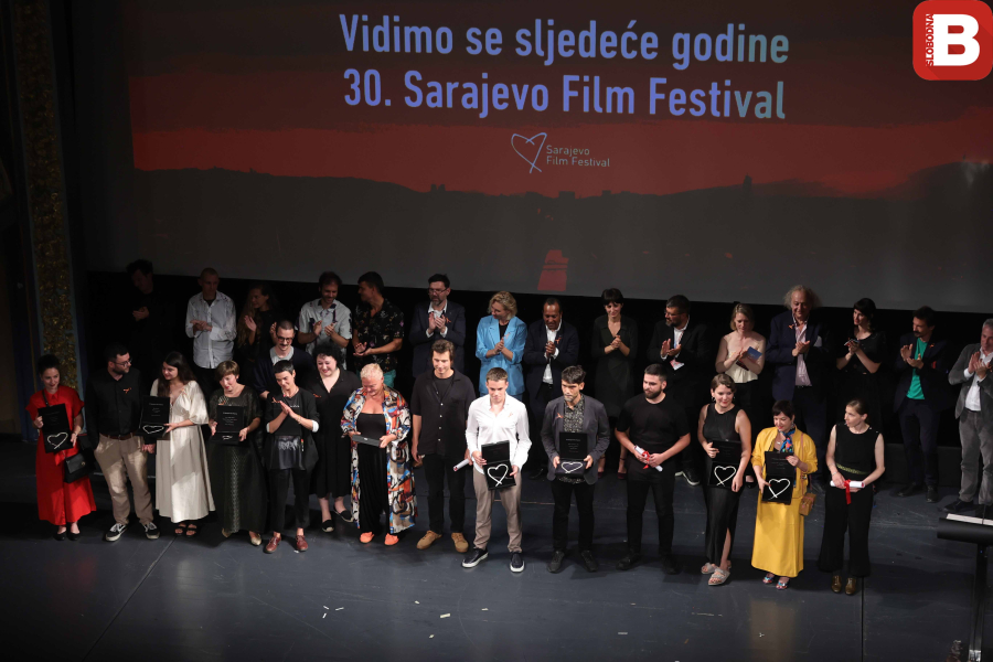 'SB' U NARODNOM POZORIŠTU, DODIJELJENE NAGRADE 29. SFF-a: Film 'Blackbird Blackbird Blackberry ...