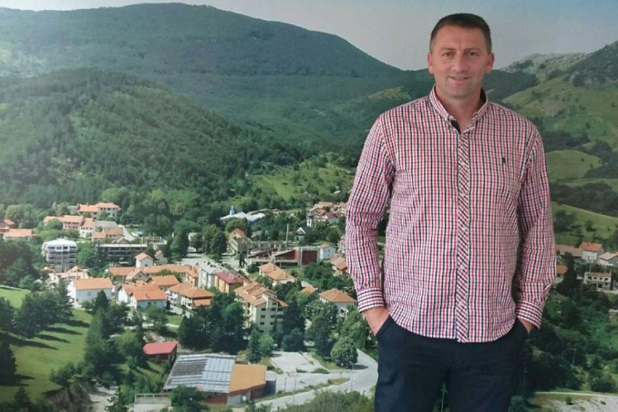 NISU KRENULI U ŠKOLU: Radunov alarm, ovdje niko živjeti neće | Slobodna ...