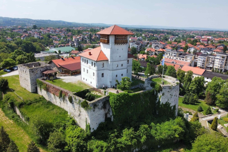 LIJEPE VIJESTI IZ GRADAČCA: Počinje rekonstrukcija dijela kule Zmaja od ...