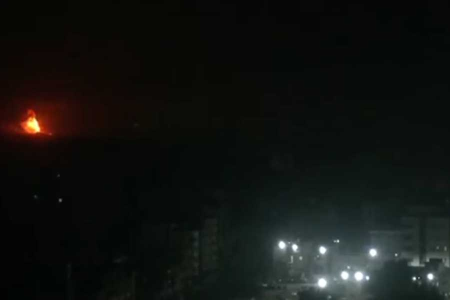 GAZA I JUTROS U PLAMENU: Brutalna odmazda Izraela, satelitske snimke ...