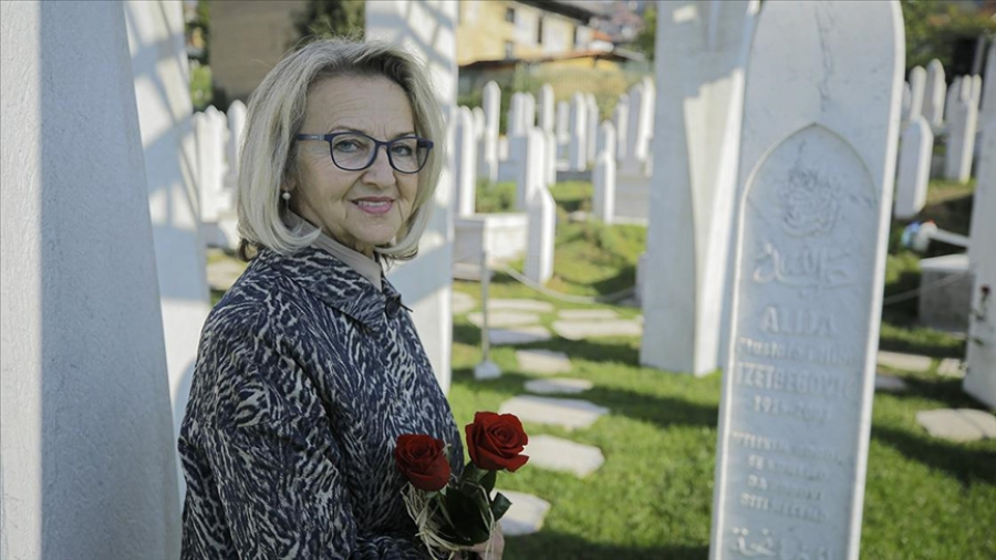 LEJLA AKŠAMIJA, KĆERKA ALIJE IZETBEGOVIĆA: 'Vjerovao je da ljudi ...