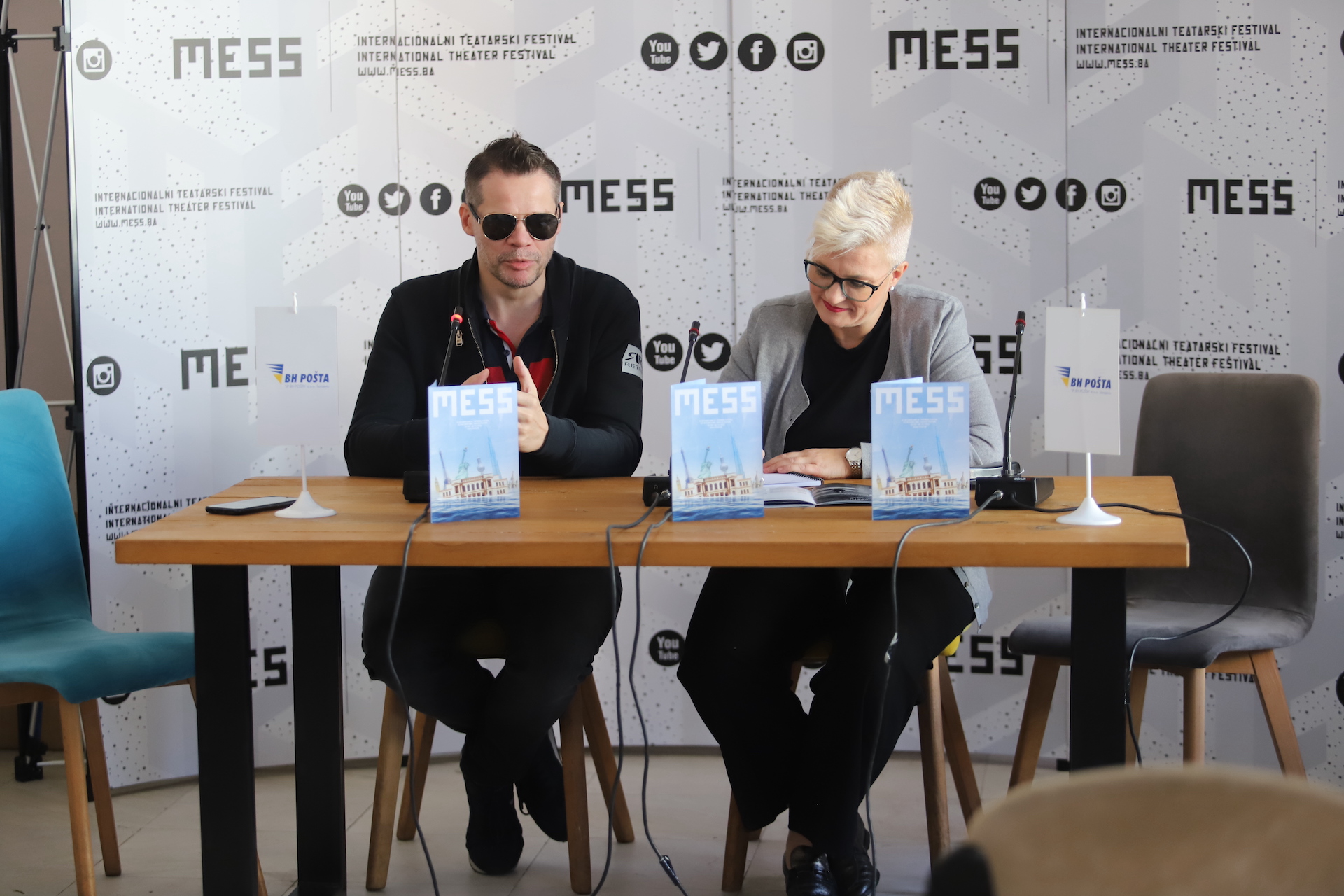 TEATARSKO OSTVARENJE KOJE RADO GLEDAJU SVE GENERACIJE: Večeras na MESS ...