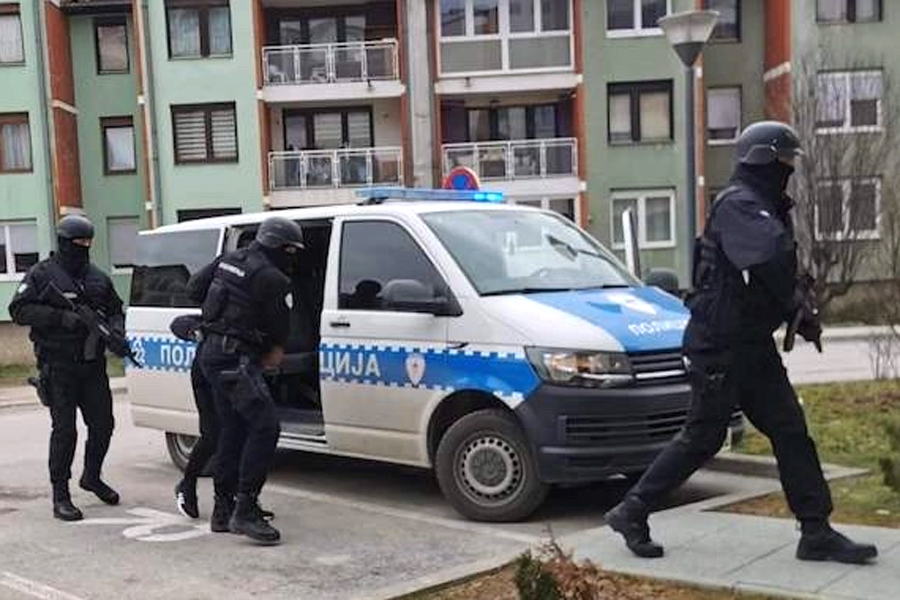 VELIKA POLICIJSKA AKCIJA U BOSNI I HERCEGOVINI: Pretresi i hapšenja u Istočnom Sarajevu i Banjoj ...