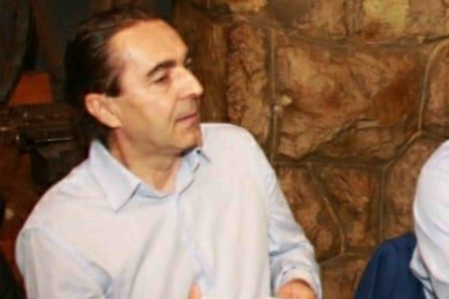 NAKON OPTUŽBI ZA SEKSUALNO UZNEMIRAVANJE: Zenički ginekolog dr. Ermin ...