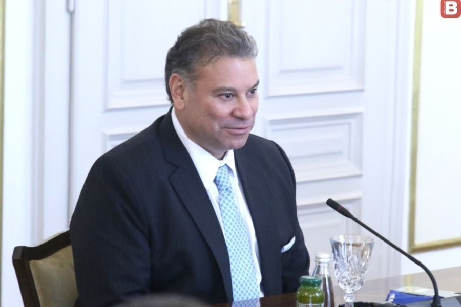 GABRIEL ESCOBAR NAKON PROSLAVE DANA DRŽAVNOSTI BiH U NAŠOJ AMBASADI U ...