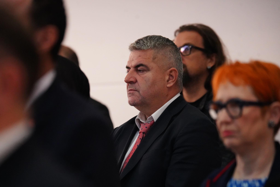 RS JE PROTJERALA DAN DRŽAVNOSTI, A ŠALJIĆ PITA TROJKU: 'Je li se Dodik ...