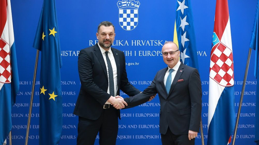 PRIJATELJSKI SUSRETI: Gordan Grlić Radman i Elmedin Konaković u ... PRIJATELJSKI SUSRETI: Gordan Grlić Radman i Elmedin Konaković u ...