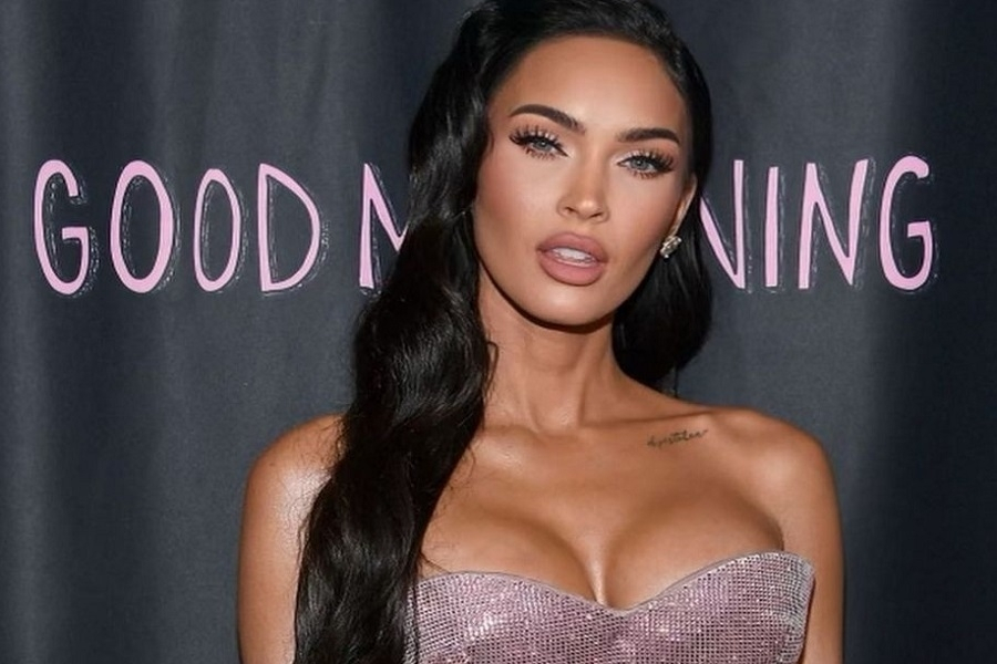 OBJAVILA ZBIRKU POEZIJE: Megan Fox progovorila o traumama; 'Ne mogu ... OBJAVILA ZBIRKU POEZIJE: Megan Fox progovorila o traumama; 'Ne mogu ...
