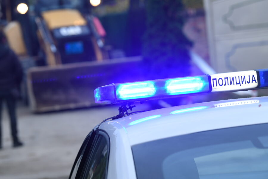 TUČA, PA PUCNJAVA U SUSJEDSTVU U PET UJUTRO: Šest osoba se potuklo, a potom su iz vatrenog ...